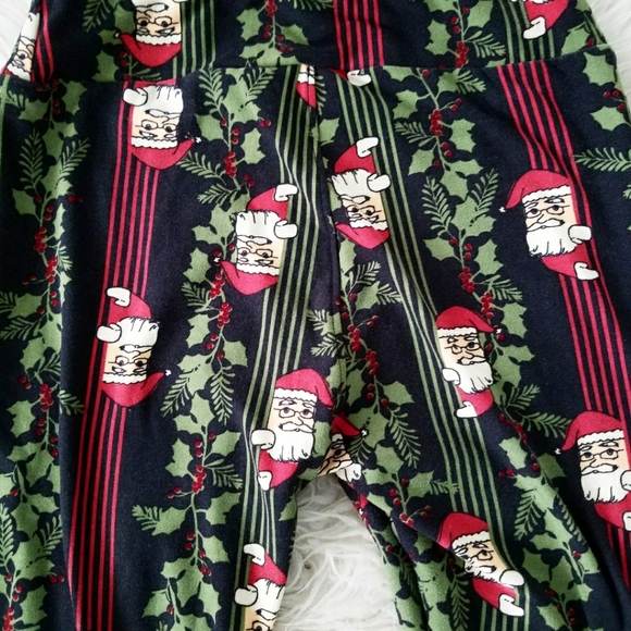 LuLaRoe | Pants & Jumpsuits | Lularoe Christmas Santa Holly Leggings ...